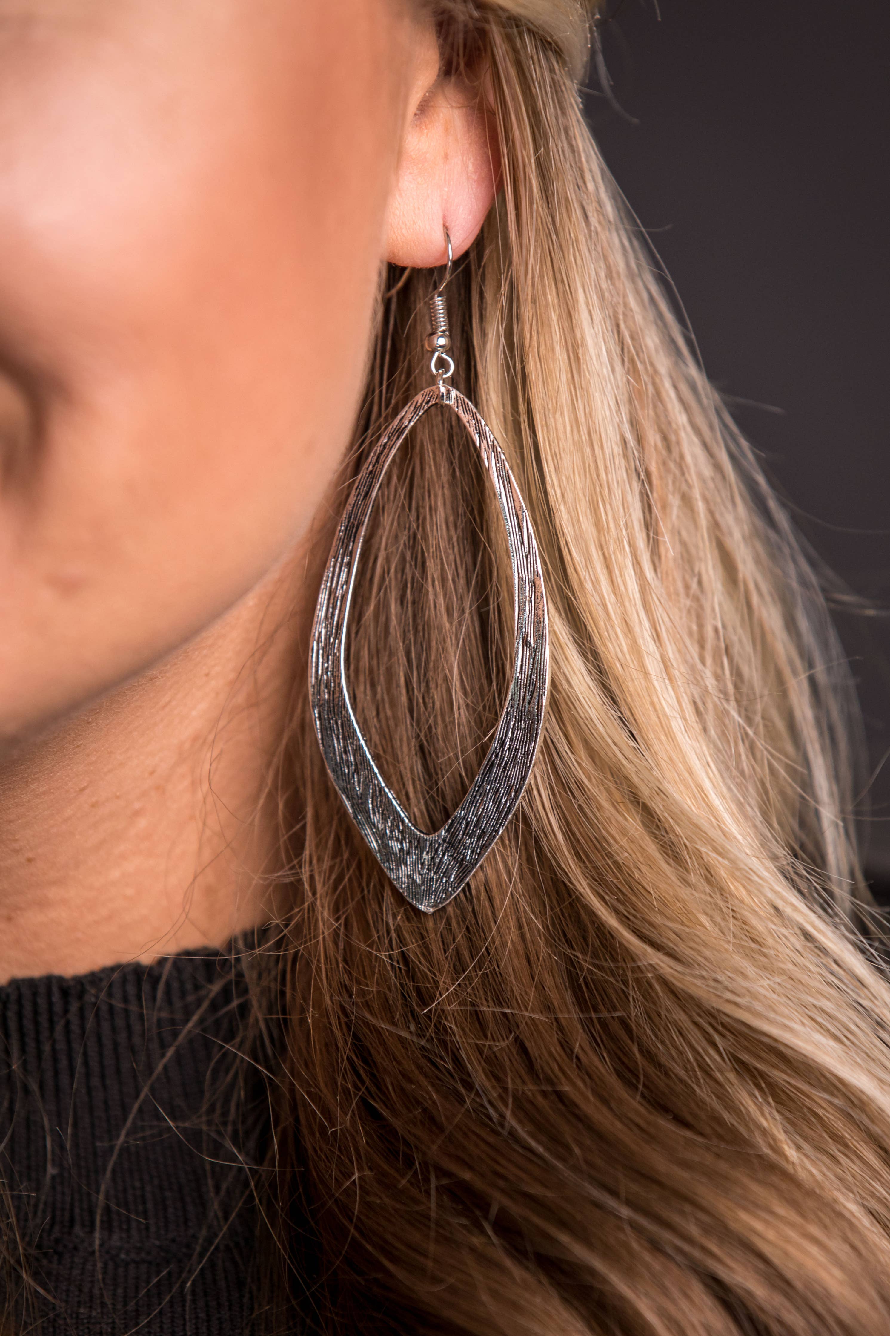 Large Wavy Cut-Out Silver Earring – Baileymay's Boutique Inc